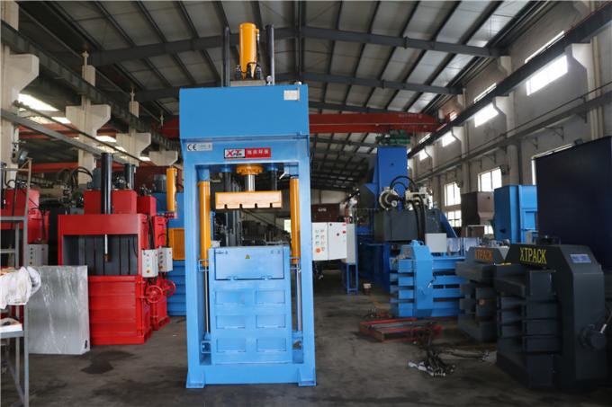 Plastic Waste Flakes Hydraulic Compress Compactor Baler