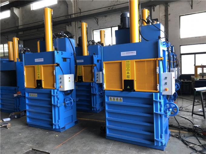 Plastic Waste Flakes Hydraulic Compress Compactor Baler